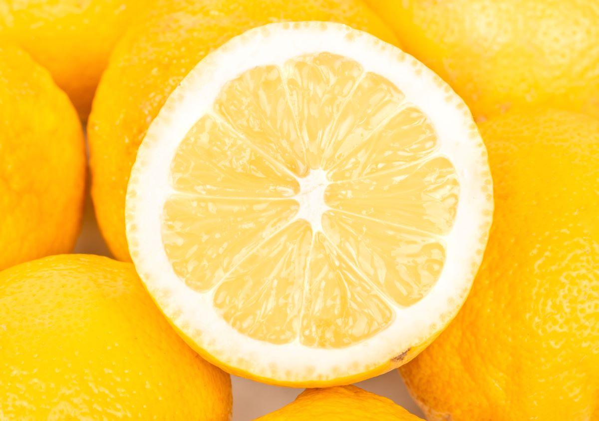 How to Zest a Lemon Like a Pro - Real Life of Lulu