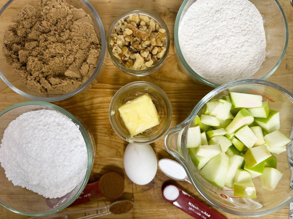 Easy Apple Bars Recipe - Real Life of Lulu