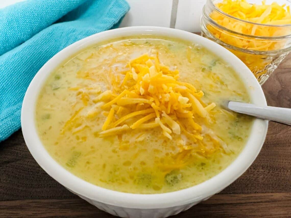 Easy Cheeseburger Chowder Recipe - Real Life of Lulu