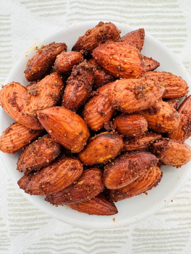 Quick Spiced Almonds Recipe - Real Life of Lulu