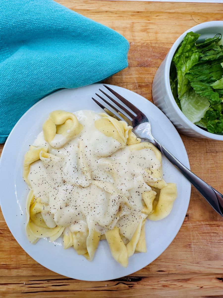 Easy White Sauce Recipe - Real Life of Lulu